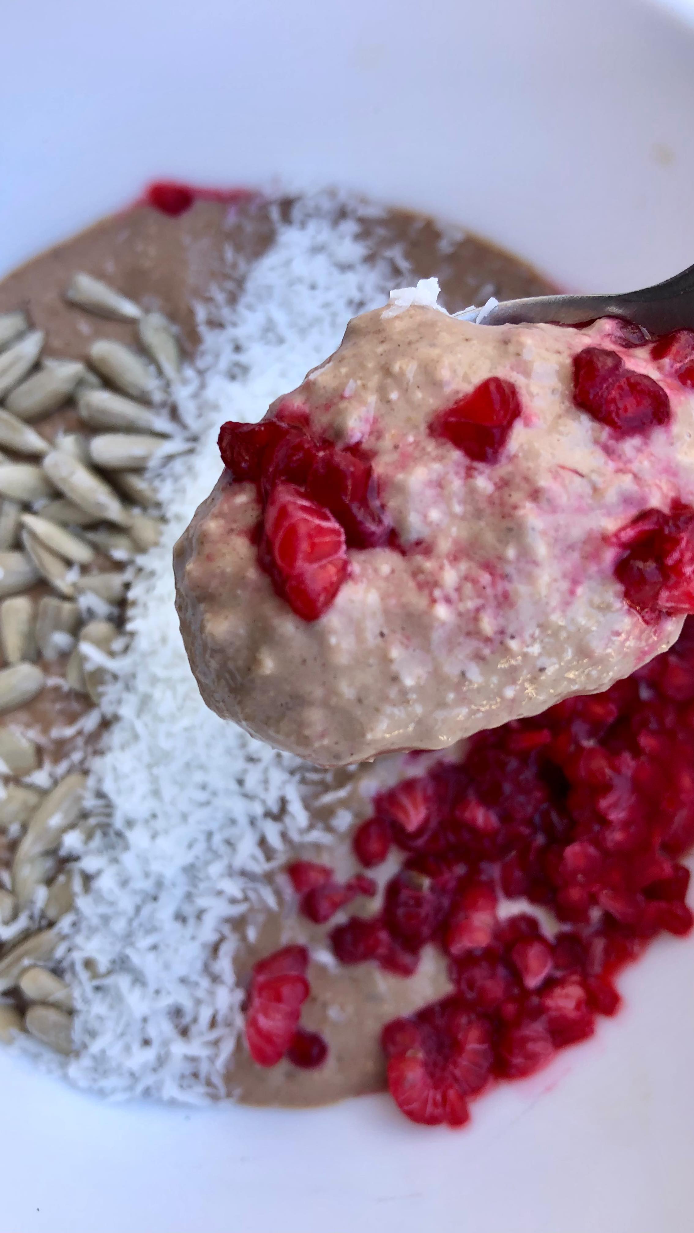 Raspberry Cheesecake Bar aka Kohuke (vegan) - Colorful.mango